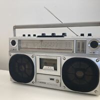 Vanaaegsed klaasist lillevaasid (169521378) - Osta.ee