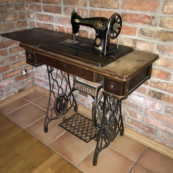 Vana Singer Õmblusmasin komplekt (124315766) - Osta.ee