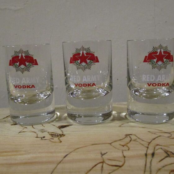 Pitsid Red Army Vodka, 3tk. (201834523) - Osta.ee