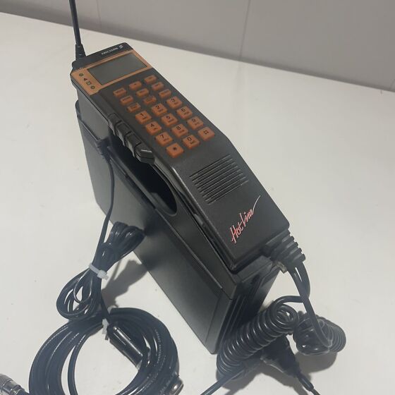 ERICSSON Ericsson HotLine MOBIILTELEFON (197183162) - Osta.ee