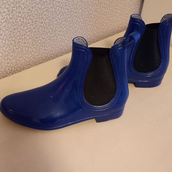 Kummikud naiste 40 (201434495) - Osta.ee