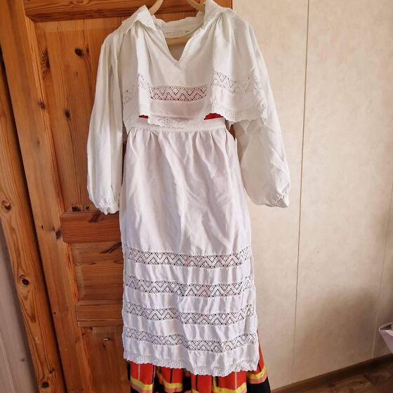 Pühalepa rahvariided komplekt (182686312) - Osta.ee