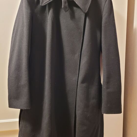 Hugo Boss must mantel L- loe kirjeldust ka ;) (204999128) - Osta.ee