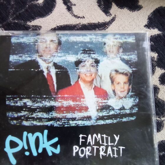 Pink - Family Portrait (202307717) - Osta.ee