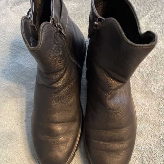 Saapad, suurus 41 (202910125) - Osta.ee