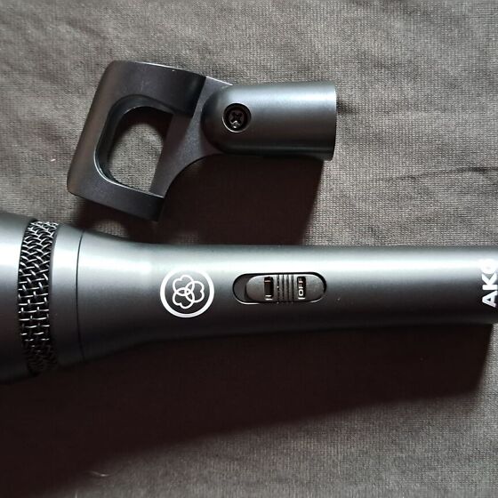 AKG P35 dünaamiline mikrofon (202399950) - Osta.ee