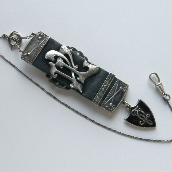 KORP! SAKALA UURIRIPATS (216137258) - Osta.ee