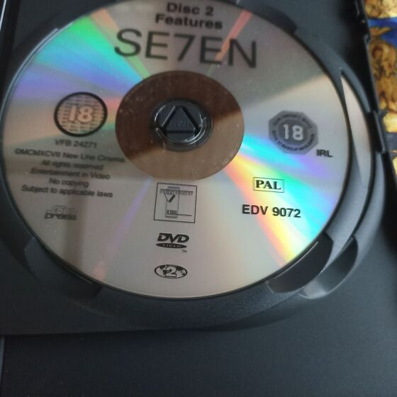 DVD Kultusfilm Se7en, Seitse, Seven, M. Freeman, Brad Pitt (203294054 ...