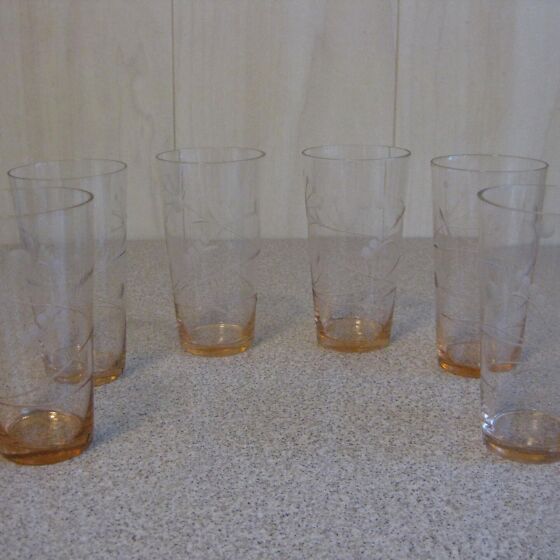 Kuus lihviga roosaka tooniga klaasi (204332818) - Osta.ee