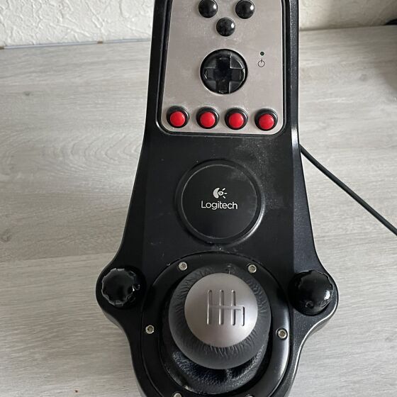 Logitech G27 Racing Wheel / roolikomplekt (201563130) - Osta.ee