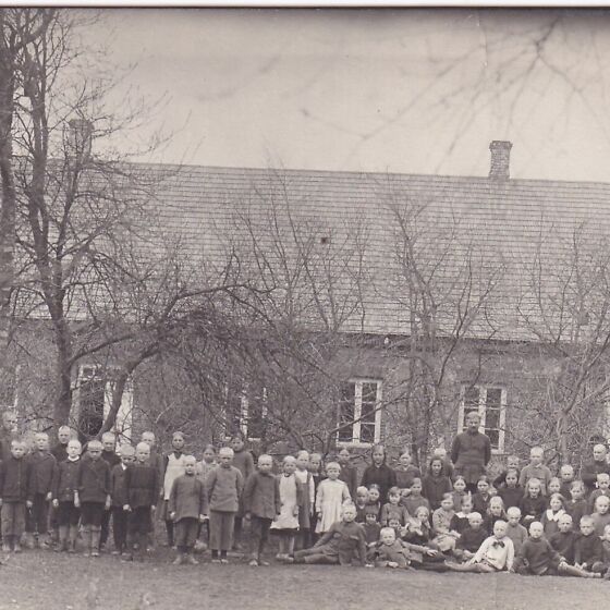 PÄRNUMAA KOOLID: KADAKA koolimaja VÄNDRA vald (198765594) - Osta.ee