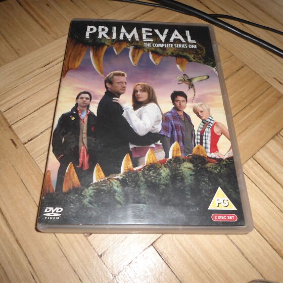 DVD Primeval- the complete series 1 (18166 (201720815) - Osta.ee