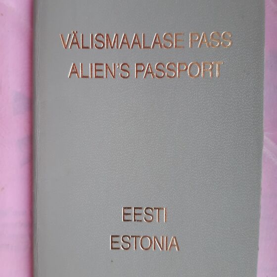 Eesti Välismaalase pass 2000a. Aliens passport, kustutatud (215451217 ...