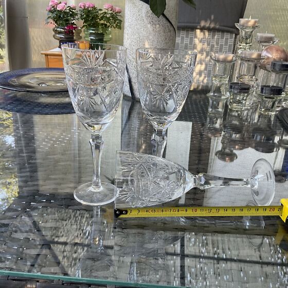 VARAJASE TARBEKLAASI SUURED KRISTALL POKAALID (207863191) - Osta.ee