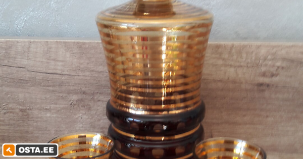 Bohemia karahvin ja 2 pitsi. (194912488) - Osta.ee