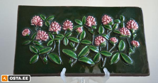 Vintage keraamiline seinaplaat Punane ristik. JIE Gantofta. (215721530 ...