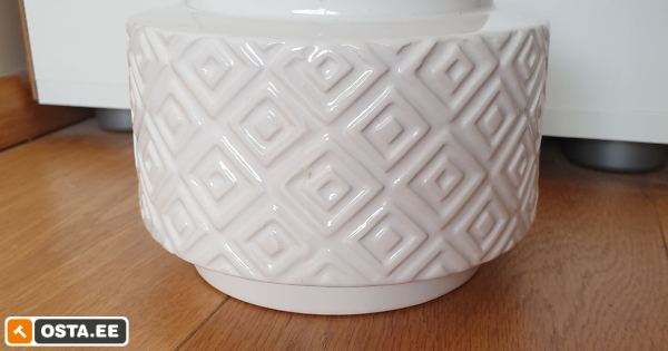 Uus Vahemere stiilne valge vaas (195903239) - Osta.ee