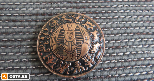 Egiptuse vaarao ja sodiaagimärkidega rinnamärk (190396497) - Osta.ee