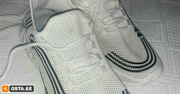 Valged tossud (202375497) - Osta.ee