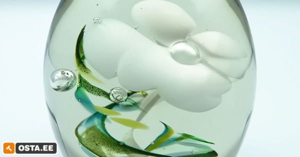 Valge lillega klaasmuna (208431456) - Osta.ee