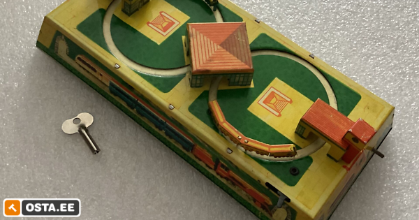 Vana mehhaaniline plekist mäng "Raudtee"! Karbis! (196644217) - Osta.ee