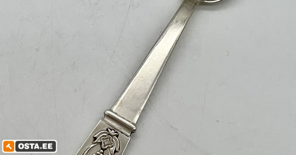 TJuveeli rahvusmustriga suhkrulusikas, autor Liidia Elken (199307121 ...