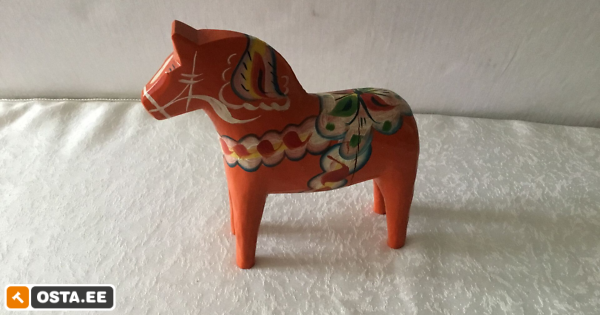 DALAHÄST NILS OLSSON PUIDUST HOBUNE. KÄSIMAALING. (195635134) - Osta.ee