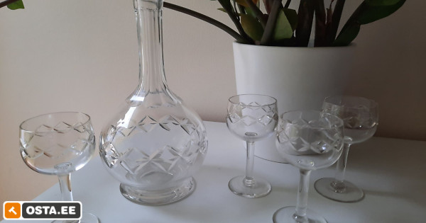 Lorupi karahvin ja 4 pitsi, rosetilihv nr 18 (170607574) - Osta.ee