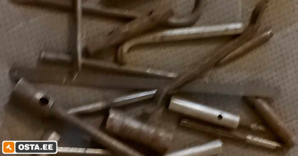 Tööriistad erinevad võtmed rauasaag kärnid tornid padrun jpm (201371165 ...