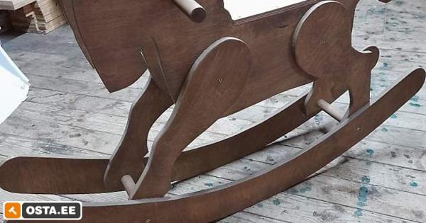 Puidust kiikhobu. (173149601) - Osta.ee