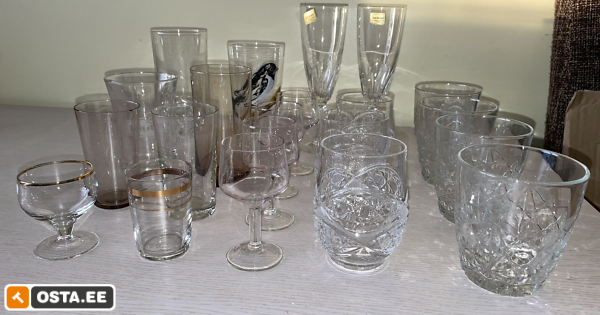 21 erinevat klaasi ja pitsi, terved (194911428) - Osta.ee