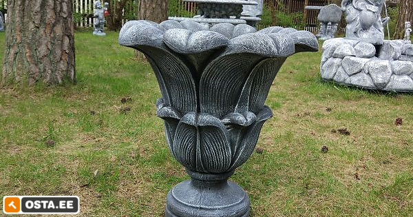 Aia Ilu, betoonist Tulbi kujuline lillevaas (129869562) - Osta.ee